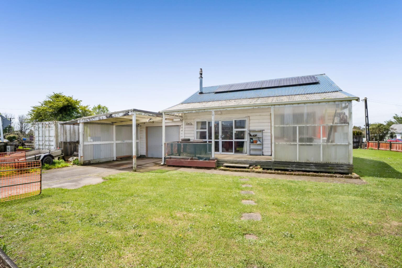 2 Whitcombe Terrace, Midhirst, Stratford District Sold - McDonald Real ...